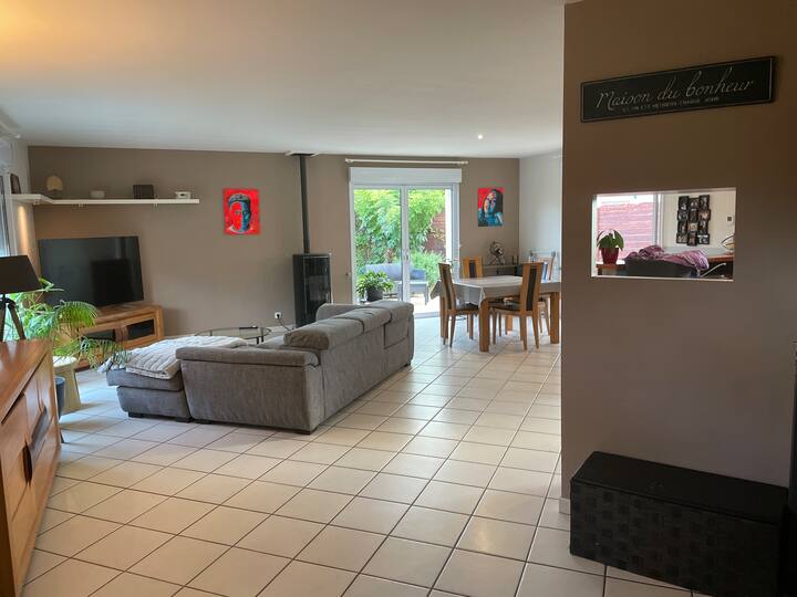 Chambre Privée Dans Une Maison Chaleureuse - Lohéac