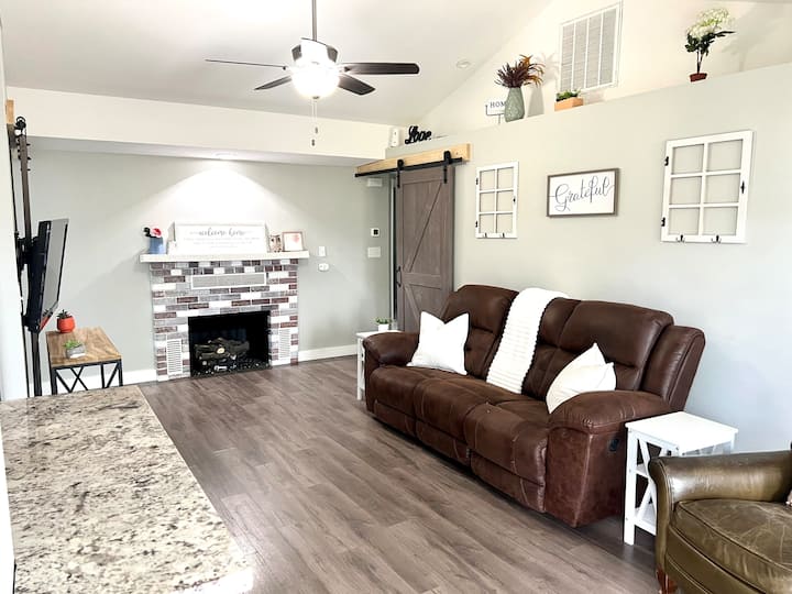 Hendersonville Retreat - Hendersonville, NC