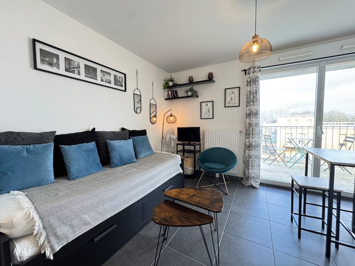Le Barbara - Balcon, Wifi, Proche De La Beaujoire - ibis budget Nantes Sainte Luce