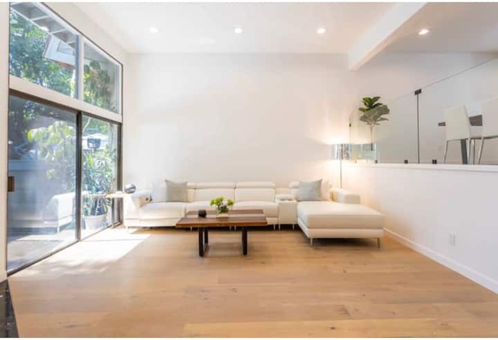 Beach Bliss: Cozy Home In Marina Del Rey! - Santa Monica