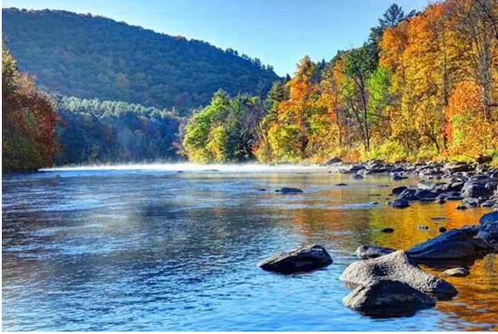 Light And Airy Refurbished Barn - Litchfield, CT