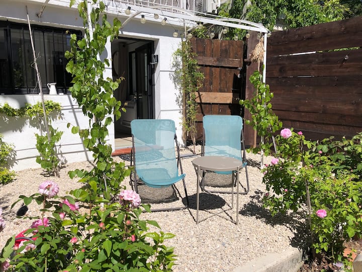 T2 Climatisé Avec Jardinet
Stationnement Gratuit - Fondation Vasarely