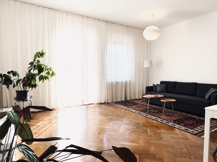 80 M² Character And Charm, Balcony, Near Therme - Schenna