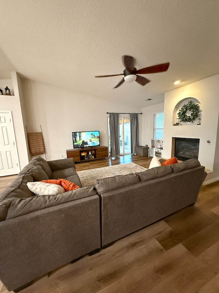 Family-friendly Home - Albuquerque, NM