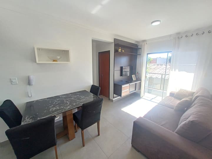 Apto No Centro Com 2 Ar, Sacada, Completo - Dourados