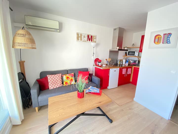 Lumineux Studio Avec Piscine Et Parking Privatif - Antibes