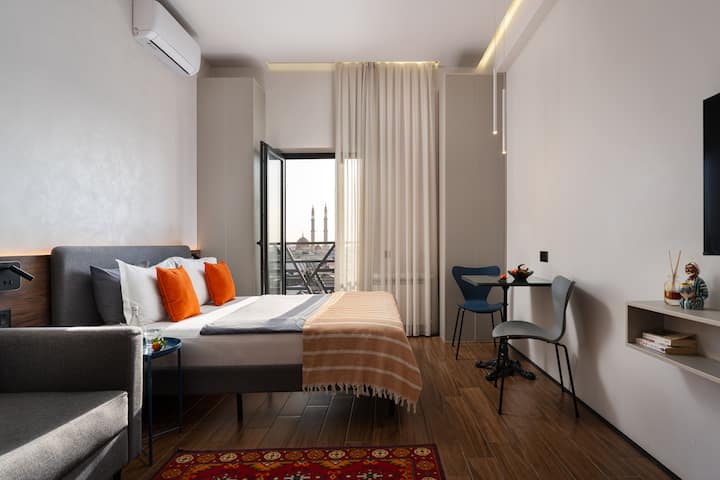 Blue Loft Studios Bobur Str - Tashkent