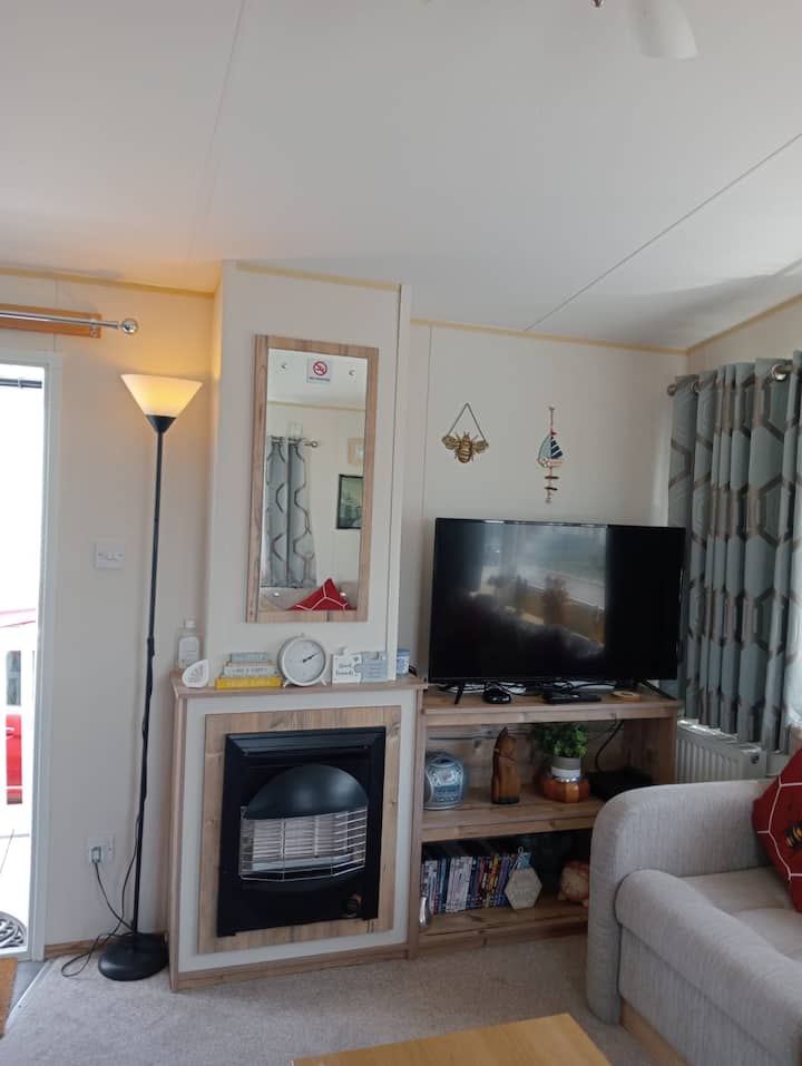 3 Bedroomed Abi Trieste Bronze Caravan 8 Berth - Dorset