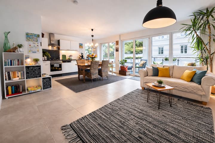 "Top City Location: Live Spaciously And Enjoy" - Neuburg an der Donau