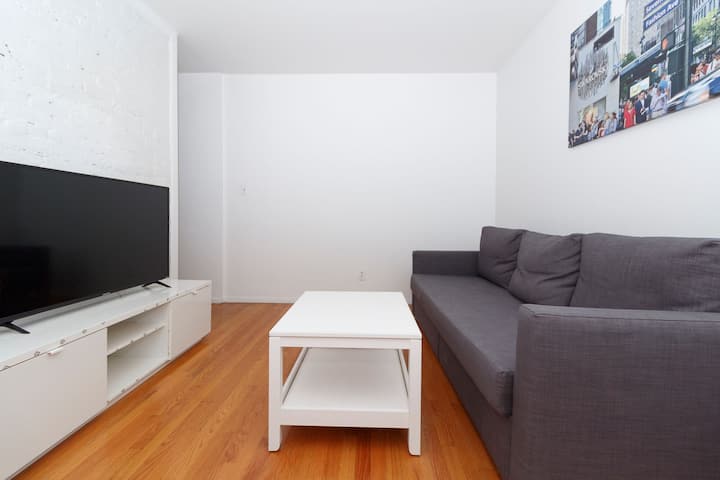 Lovely 2br In The Upper East Side (30 Days Min) - New York City