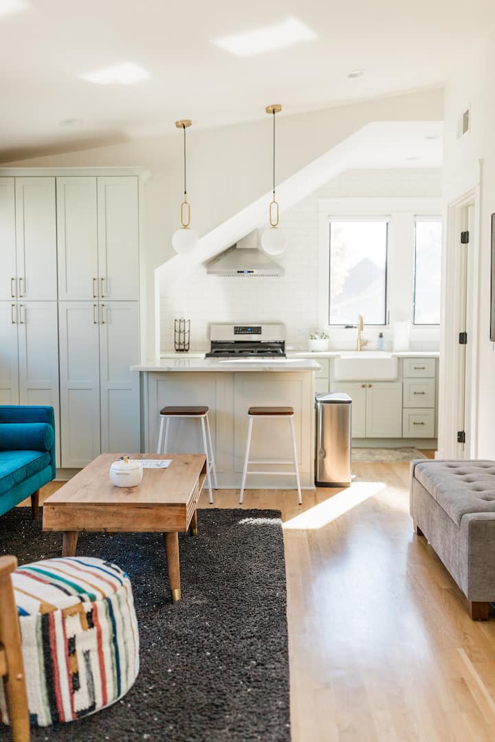 Walkable East Nash Builder's Loft - Nashville, TN