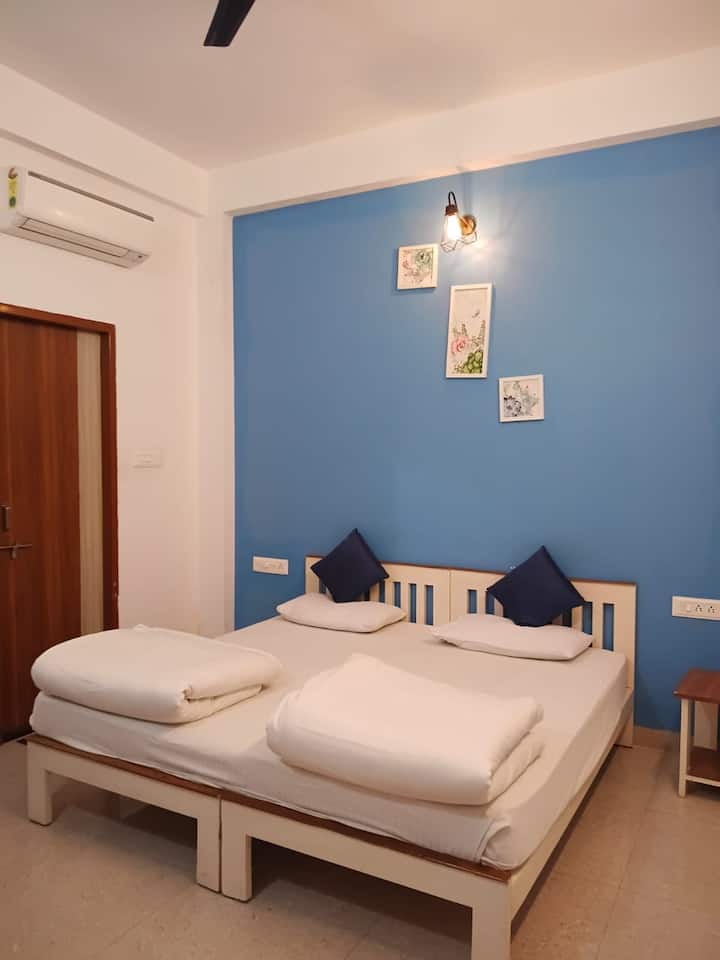 The Autumn Leaves Charming Room No. 4 - Bhopal