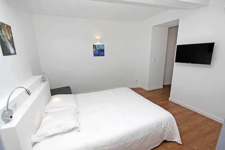 Studio Sur Cour 32m2 Calme, Vieux Centre Citadelle - Ajaccio