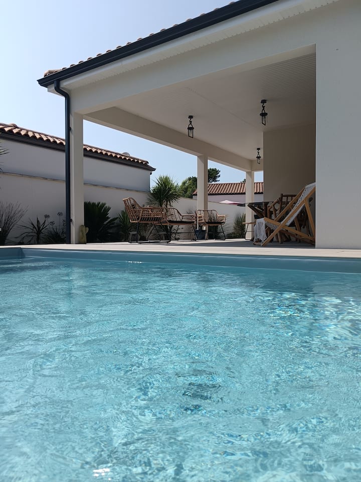 Maison Chaleureuse Avec Piscine - Ronce-les-Bains