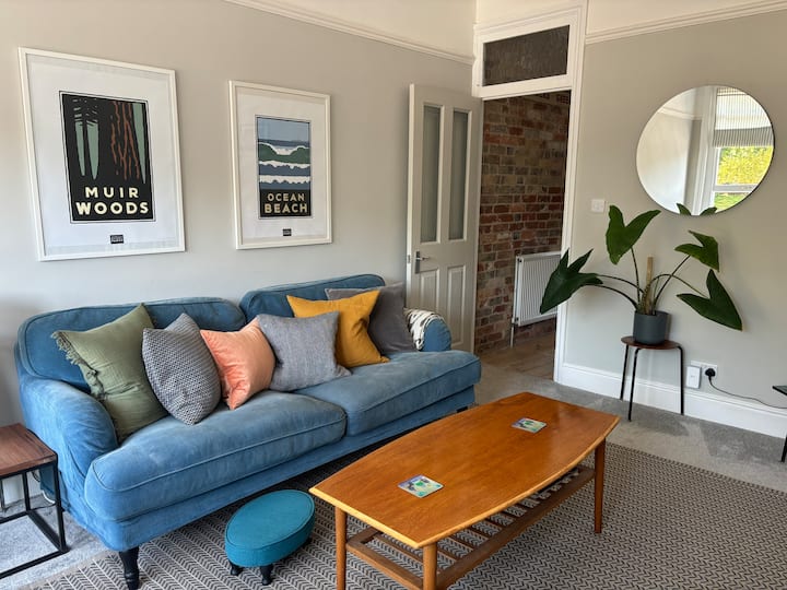 Charming Edwardian Maisonette In Trendy Location - Wimborne Minster