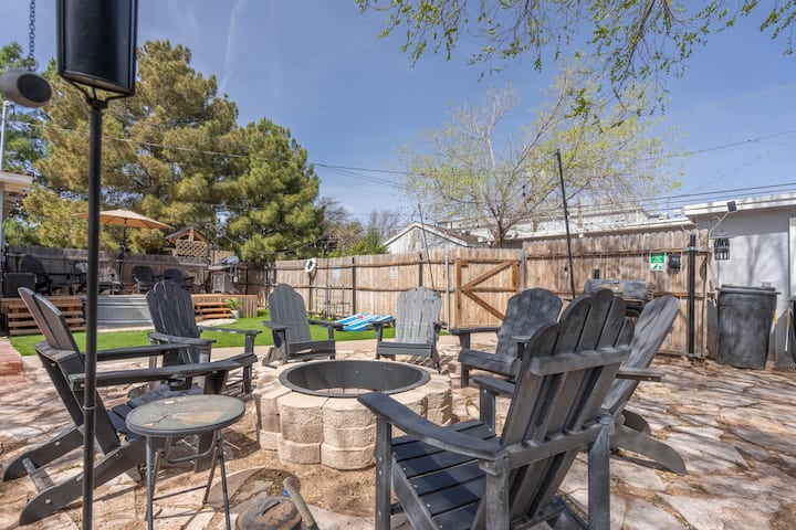 Historical Home W/fast Wi-fi Game Room & Fire Pit - Midland, TX