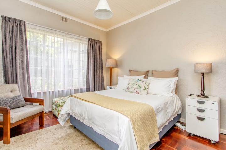 Private Self-catering Studio #6 - Randburg