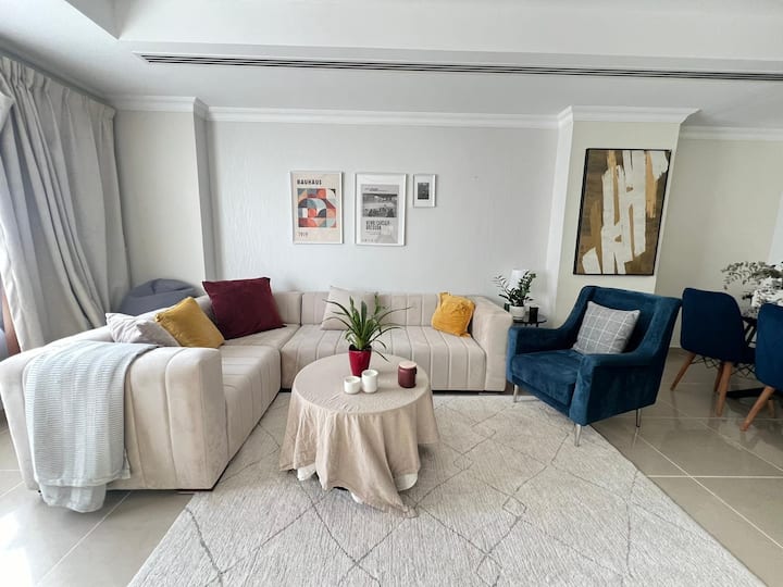 Lovely Loft 1 Bhk With Versace & Cavalli Finishes - Katar