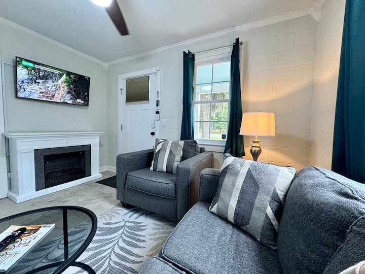 Wlktostarbucks•porch Swing•pets Welcome•fencedyard - Beaufort, SC