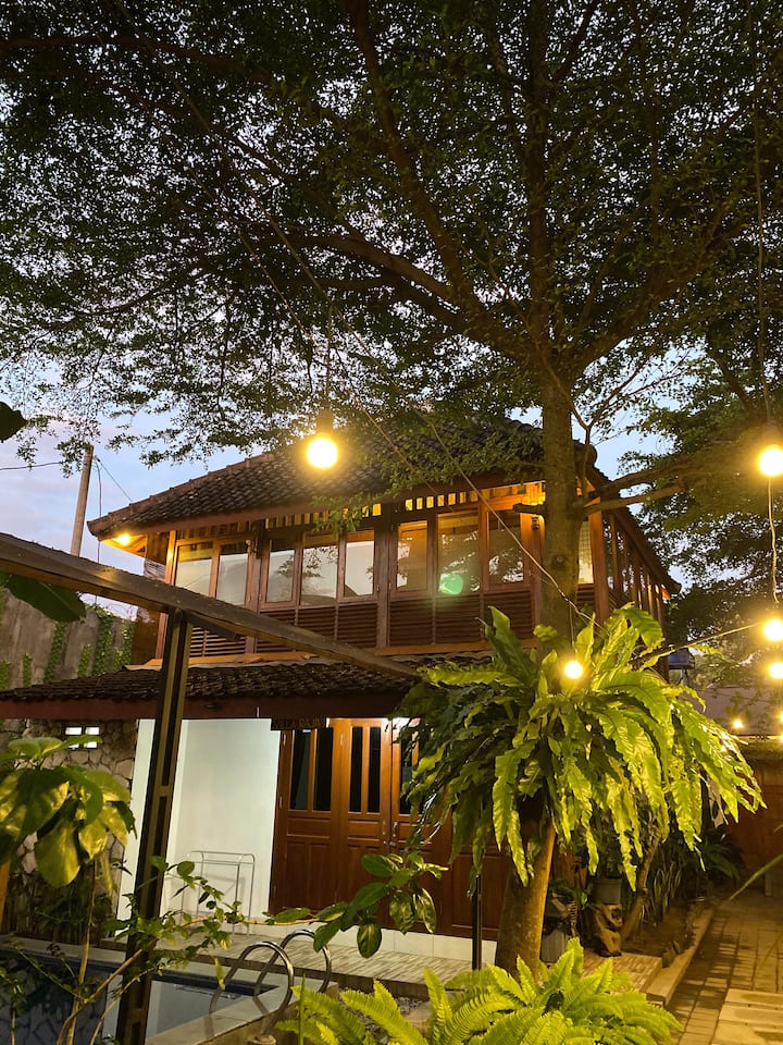 Vila Raja By Banana Leaf - Yogyakarta