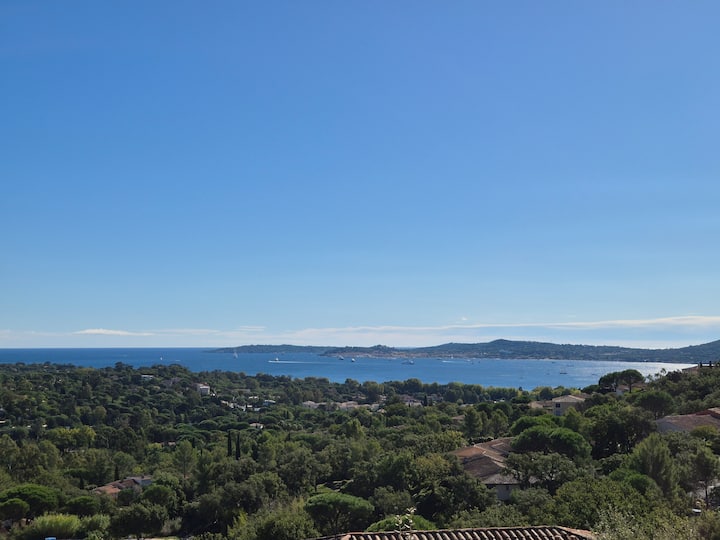 Vue Panoramique Sur Le Golfe - Piscine Chauffée - Côte d'Azur
