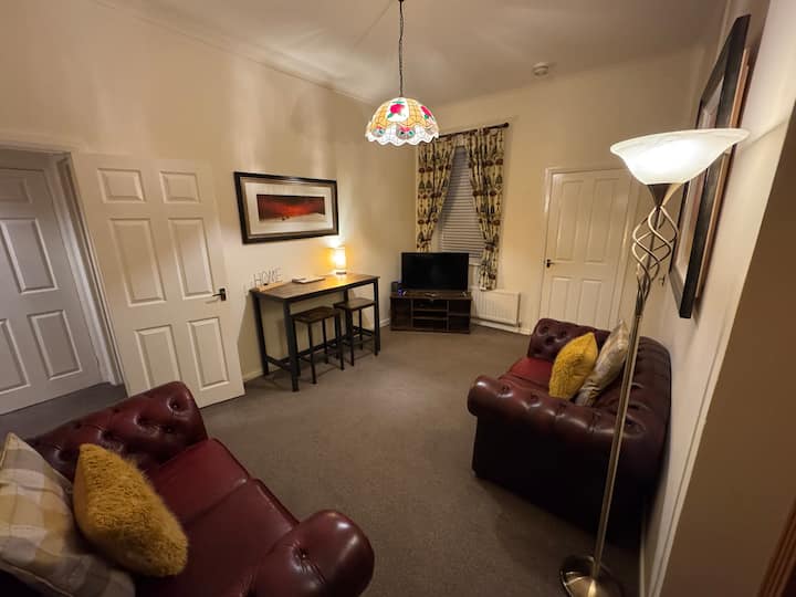 Homely 2 Bedroom Apartment @ No. 11 - Northumberland