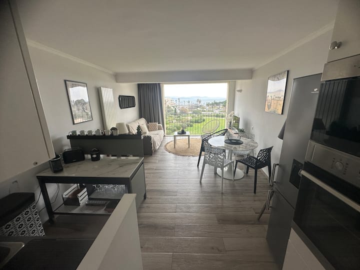 Appartement Avec Vue Imprenable Sur La Mer - Plage de Pampelonne