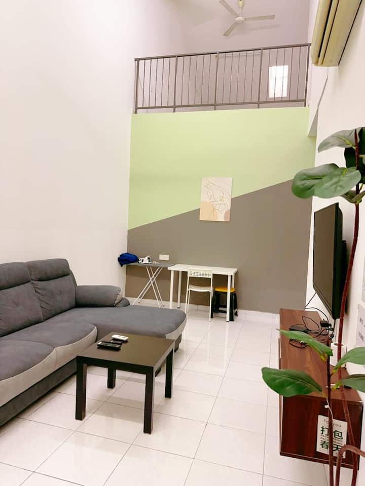 Kulai Indahpura 4br@12pax Wi-fi Near Jpo - Kulai