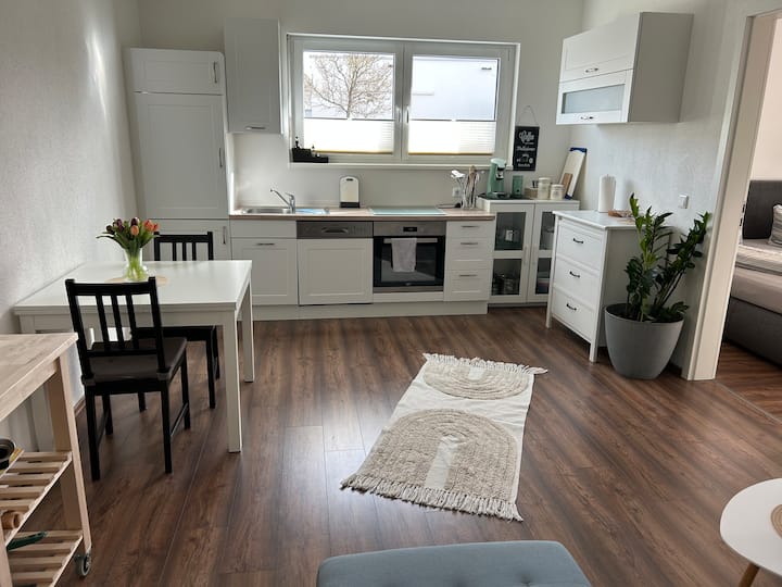 Ferienwohnung „Rebenblüte“ Mit Eigenem Parkplatz. - Burkheim