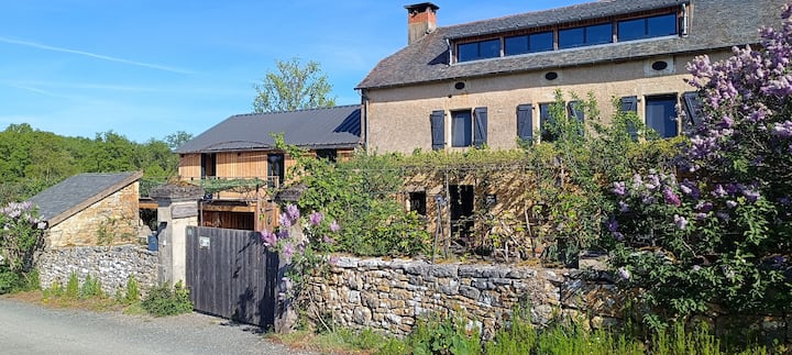 Chambre Centaurée (3p Max), Petit Déj+linge Inclus - Brive-la-Gaillarde