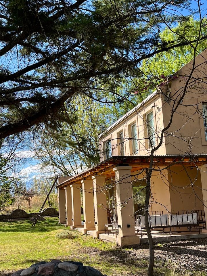 Calm House Uco Valley, Pool, Breakfast, Andes View - Argentina