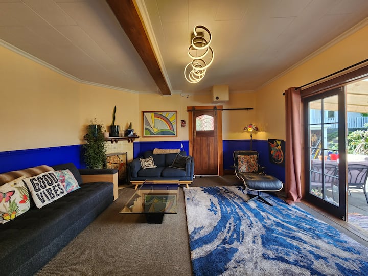 A Stone's Throw From Town (Rear House) - Dunedin