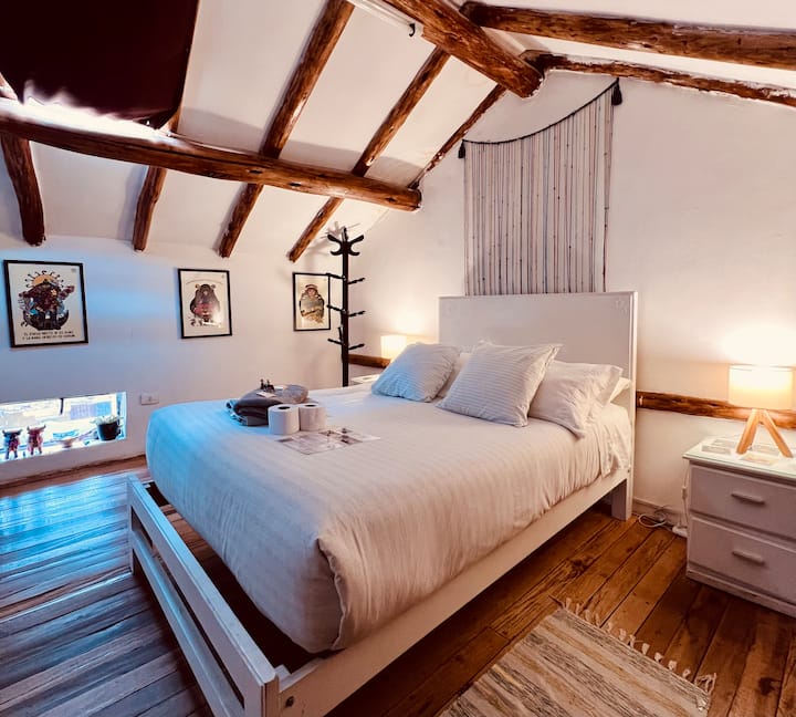 Cozy Rustic Duplex Loft • Cusco Historic Center - Cusco