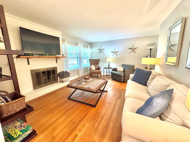 Charming Ardmore Home Minutes From Hospitals/i-40 - Winston-Salem, NC