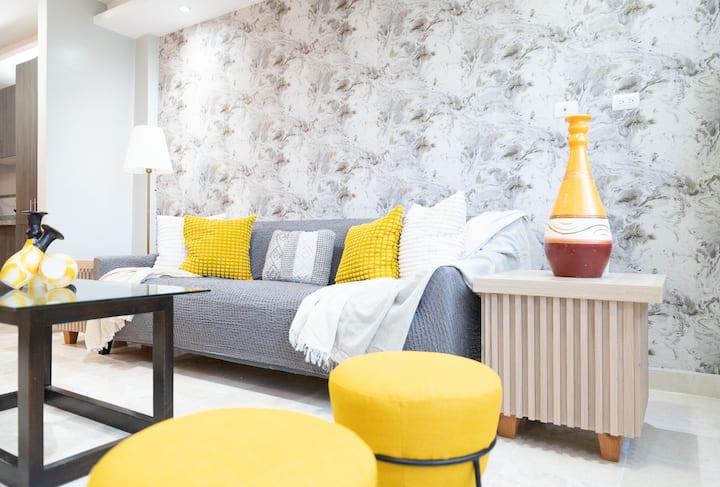 Bright 2br In Naco, Wifi, 24/7 Security + Parking - Santo Domingo