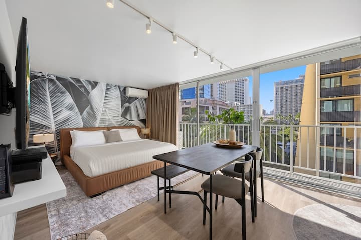 Gorgeous Upscale King Studio-5min To Waikiki Beach - Honolulu
