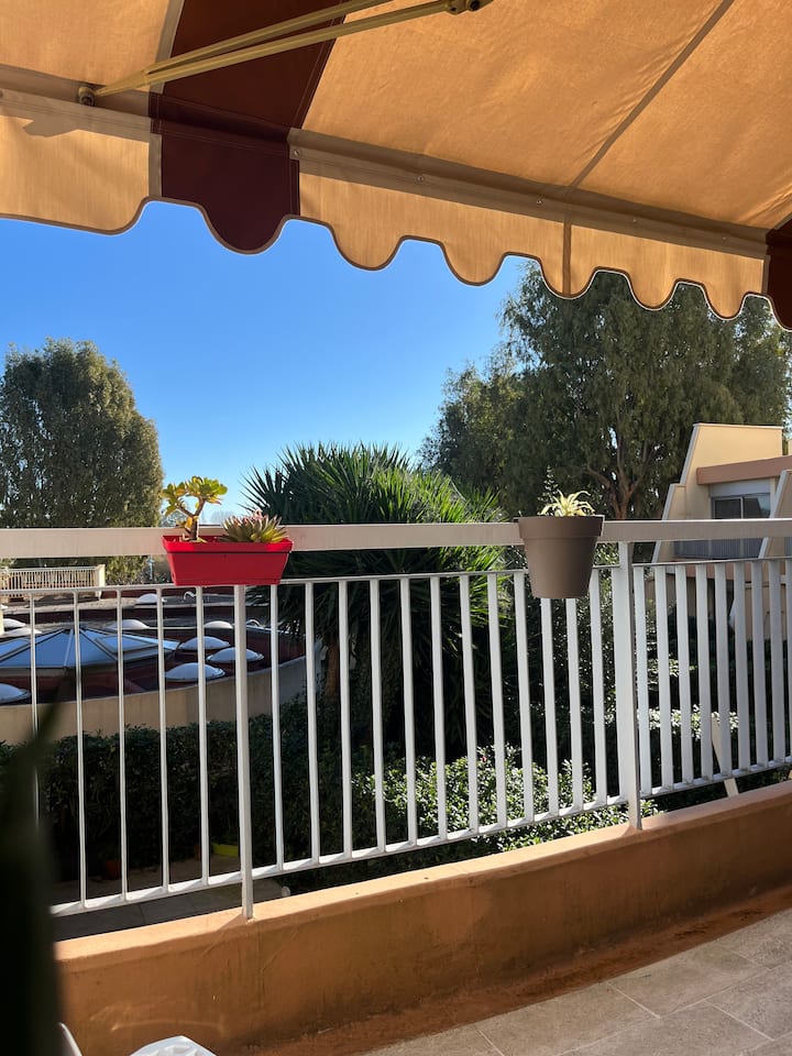 2 Pièces Cosy Au Calme Avec Parking/piscine/clim - Mandelieu-la-Napoule