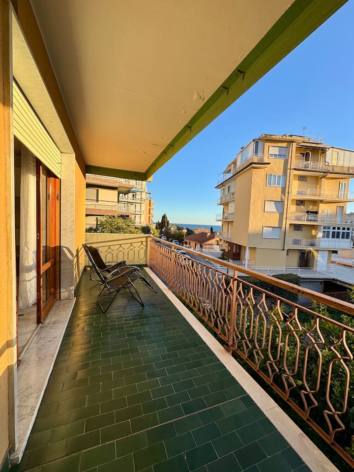 Sanremo - Ampio E Luminoso Appartamento - Sanremo