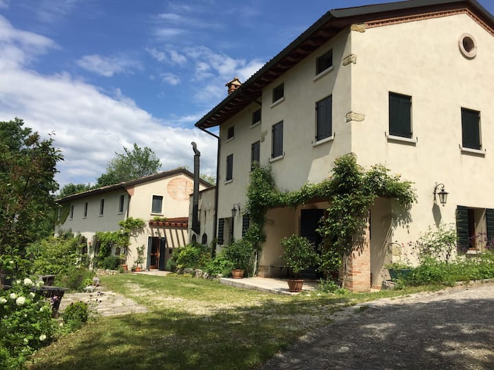 Maison D'artiste Près D'asolo En Veneto - Asolo