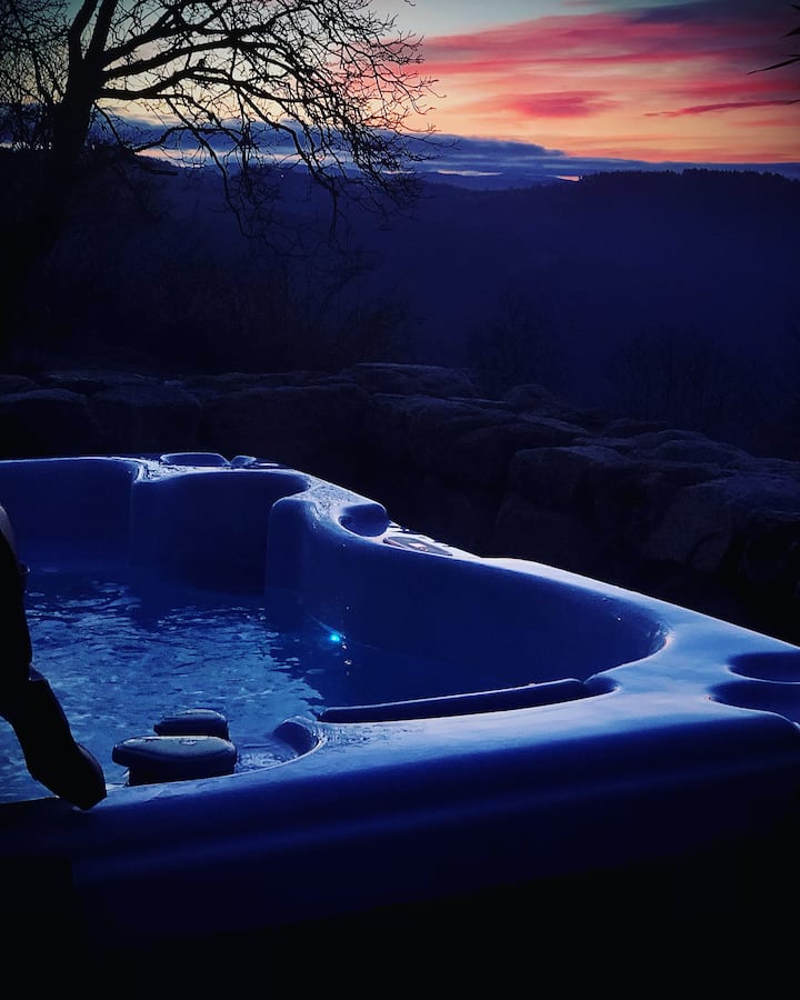 Maisonnette Jardin Jacuzzi Au Cœur De Chambles - Saint-Just-Saint-Rambert