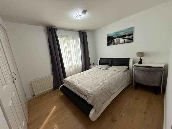 Lovely 2 Bedroom Holiday Home In Popular Trinity - Edimburgo