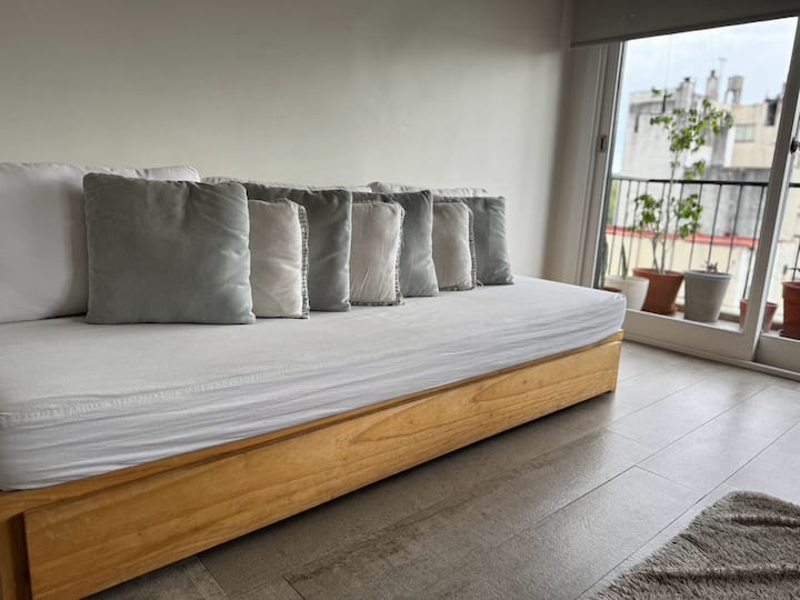 Amplio Departamento Familiar Con Seguridad 24 Hs - Buenos Aires