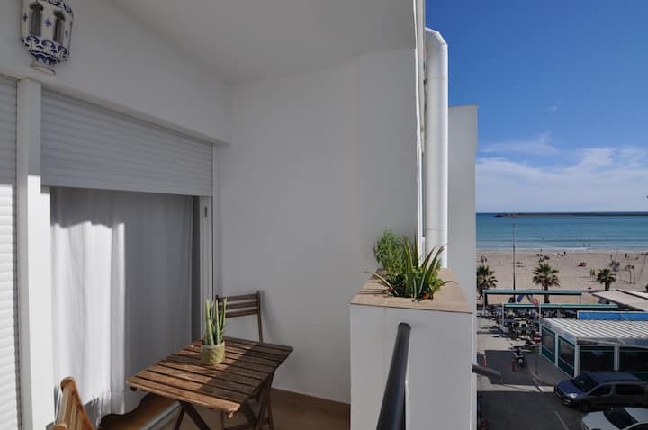 Apartamento 1ª Línea Playa Barbate. - Barbate
