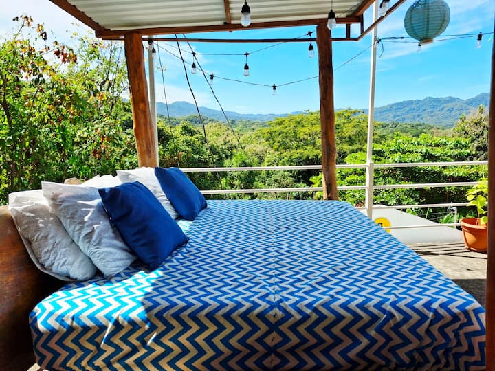 Comfy Cabin +King Bed +Views +Breakfast - Costa Rica