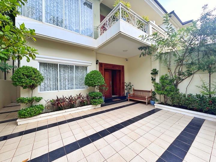 Private 3 Bedroom Villa In Siem Reap - Cambodge