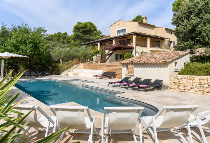 Les Gardis Mas Provençal D'exception Au Cœur Du - Cadenet