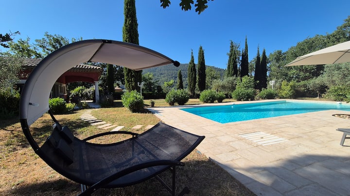 Villa Classée, Clim, Piscine, Jardin Clos, Jeux - Département Var