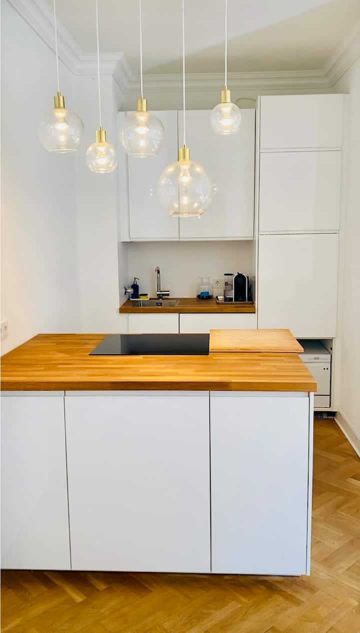 Sunny, Elegant Apartment In Art Nouveau Building - München