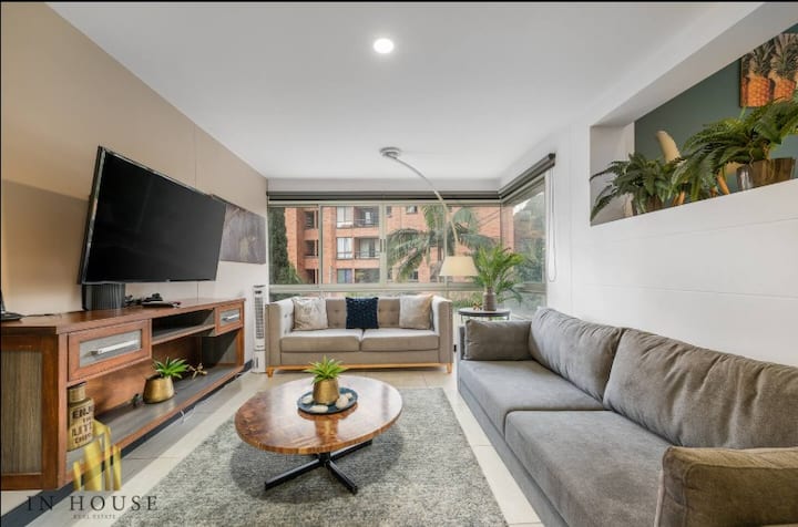 El Tesoro 202a - Amplio Apt Con Acabados De Lujo - Medellín