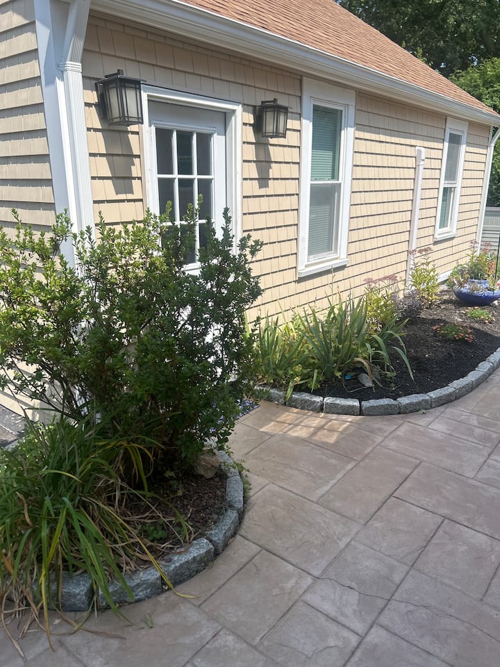 Wakefield Studio Near Town, Beach And Countryside - Narragansett, RI